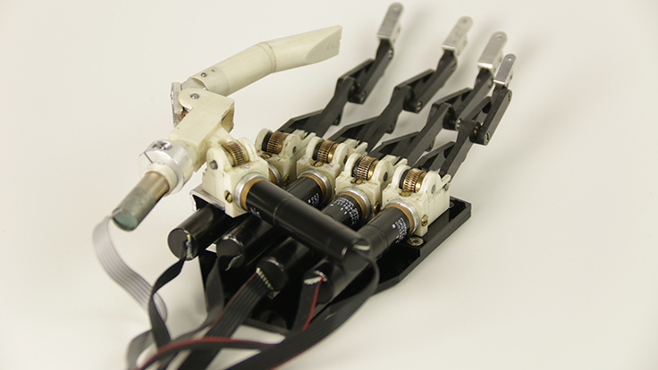 Prosthetic hand, Vesconite Hilube’s light weight polymer - Today's ...